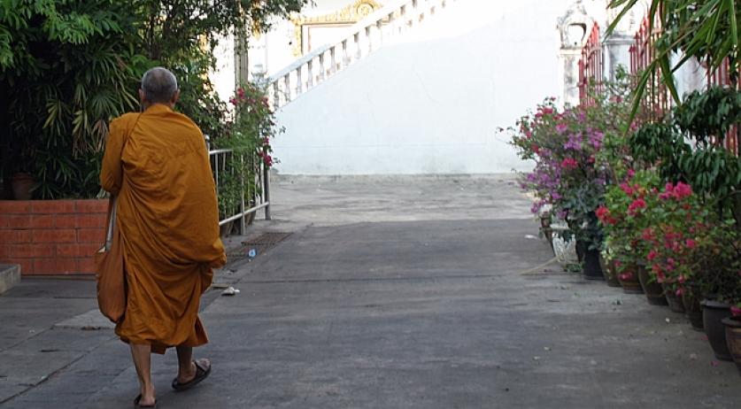 Buddhist monk's sexual abuse revealed | NL Times