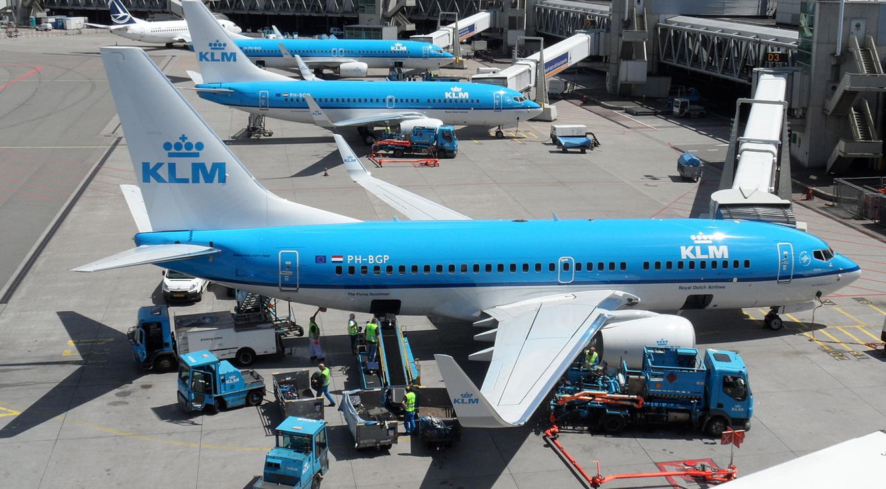 KLM cabin crew announce 24 hour strike at Schiphol next month | NL Times