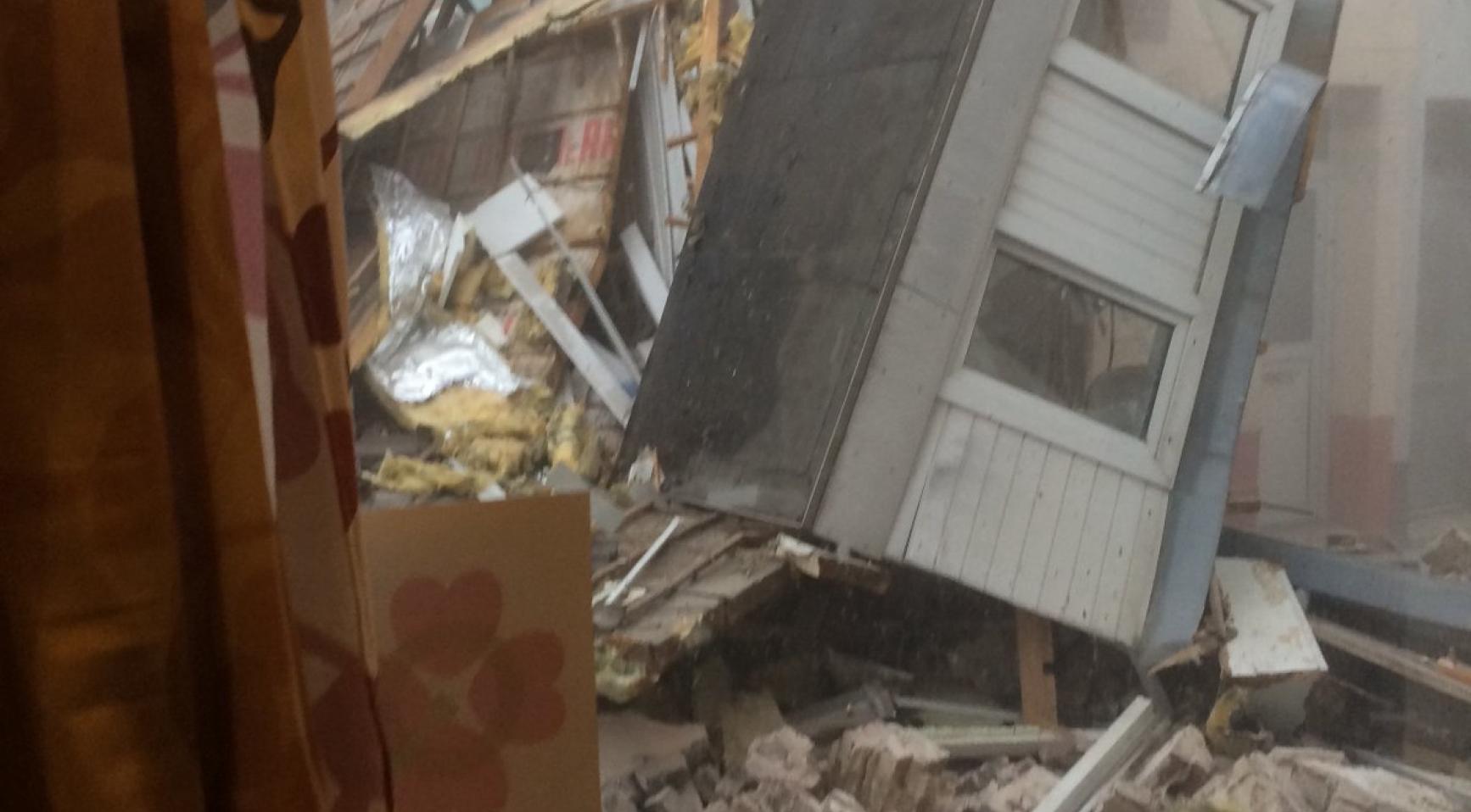 Venlo resident narrowly escapes collapsing house | NL Times