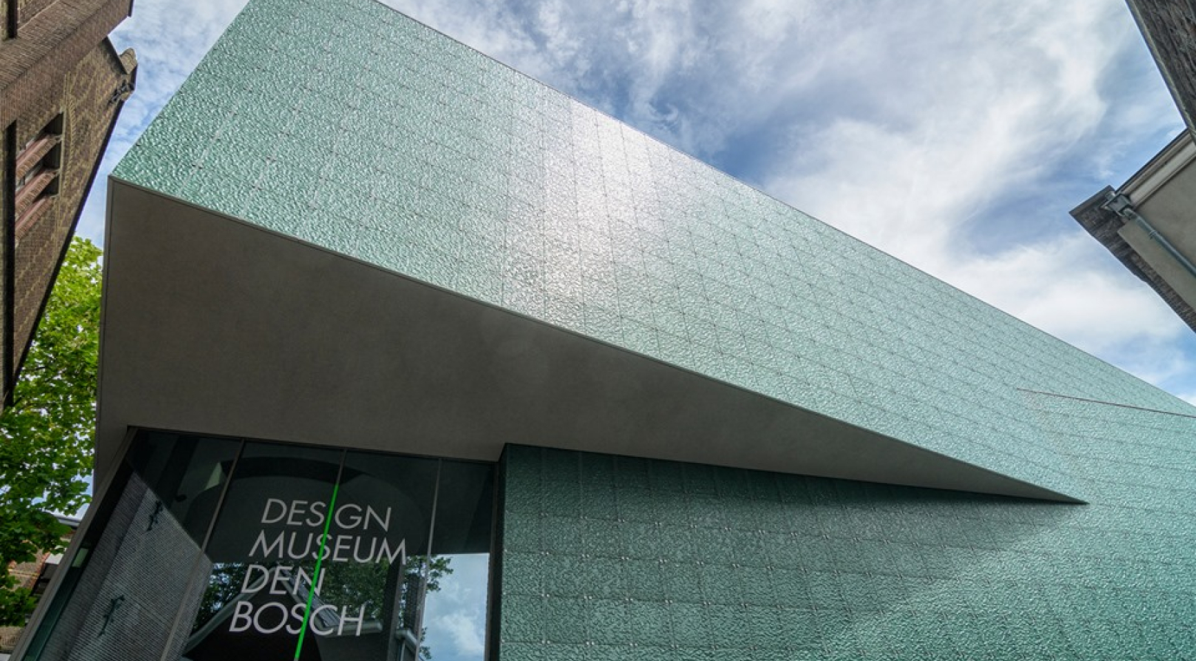 Extra security measures taken around Nazi Design exhibit in Den Bosch ...
