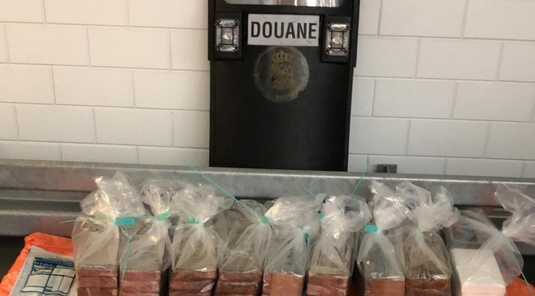 Nearly 100 kilos of cocaine found in melon shipment from Brazil | NL Times