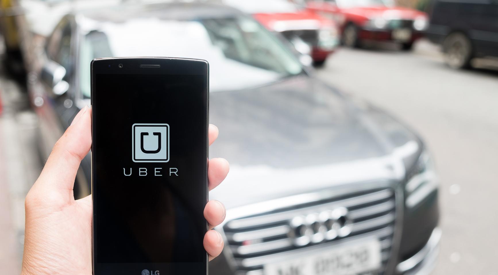 Uber pocketing part of new fuel surcharge meant for drivers | NL Times
