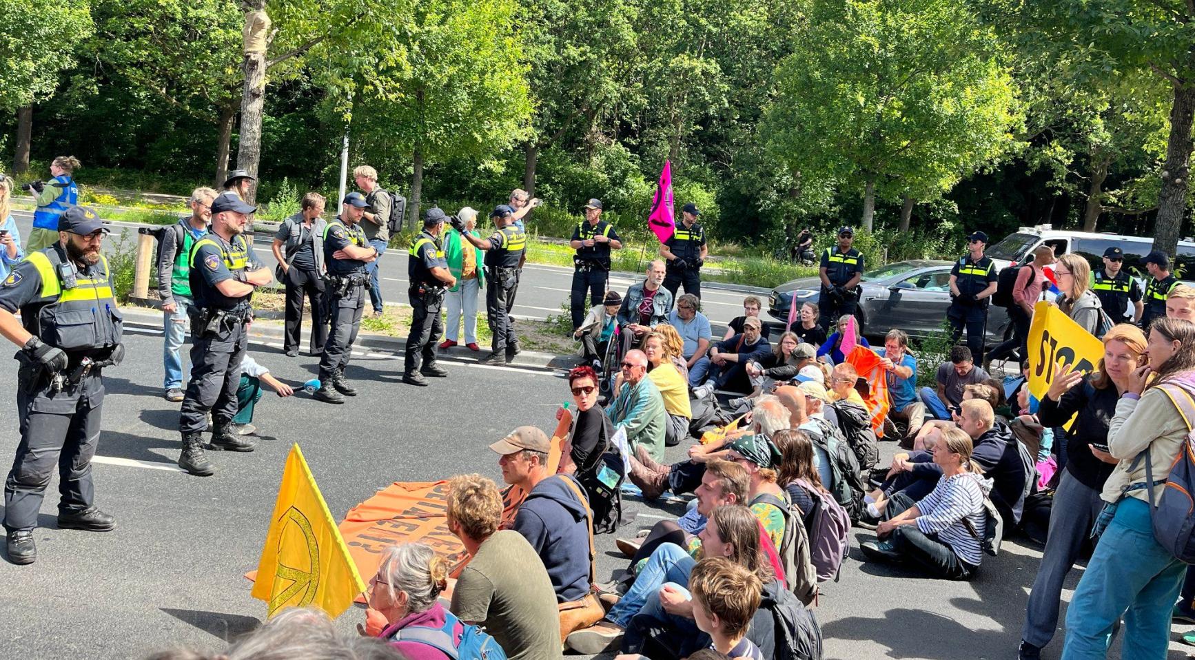 Over 2,400 climate activists arrested during A12 blockade, another ...