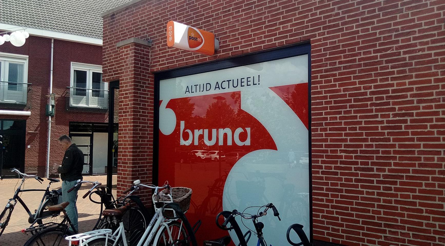 Parent company behind Bruna, Read Shop up for sale after COVID-19 debt ...