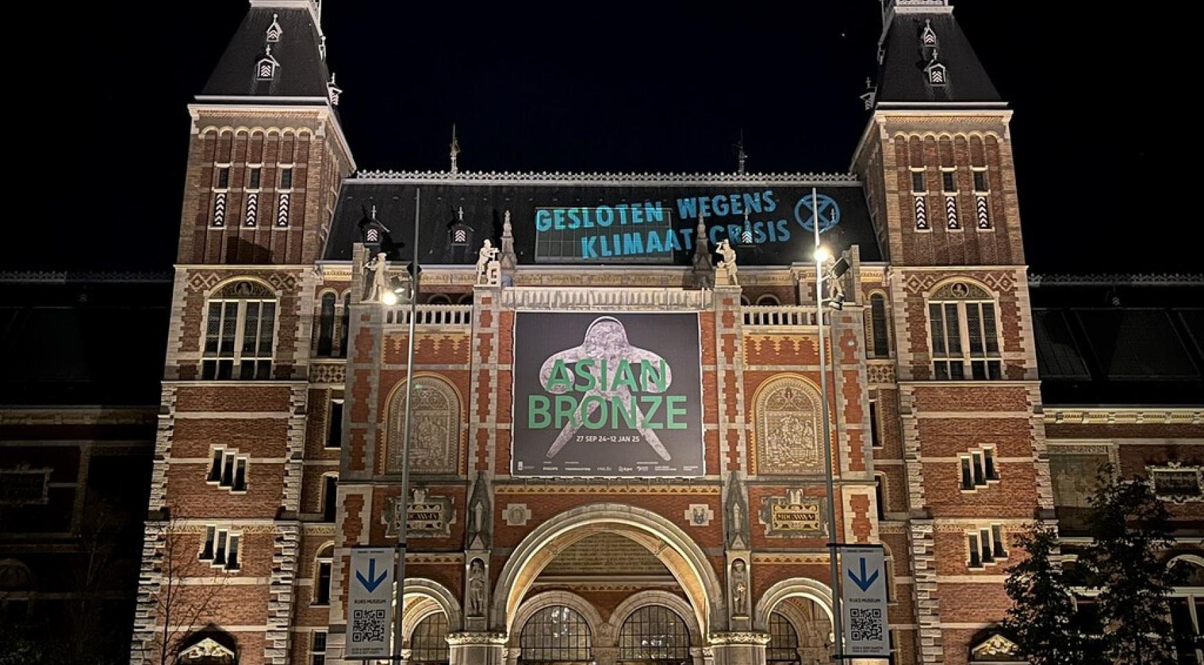 Extinction Rebellion holds climate action at closed Rijksmuseum during ...