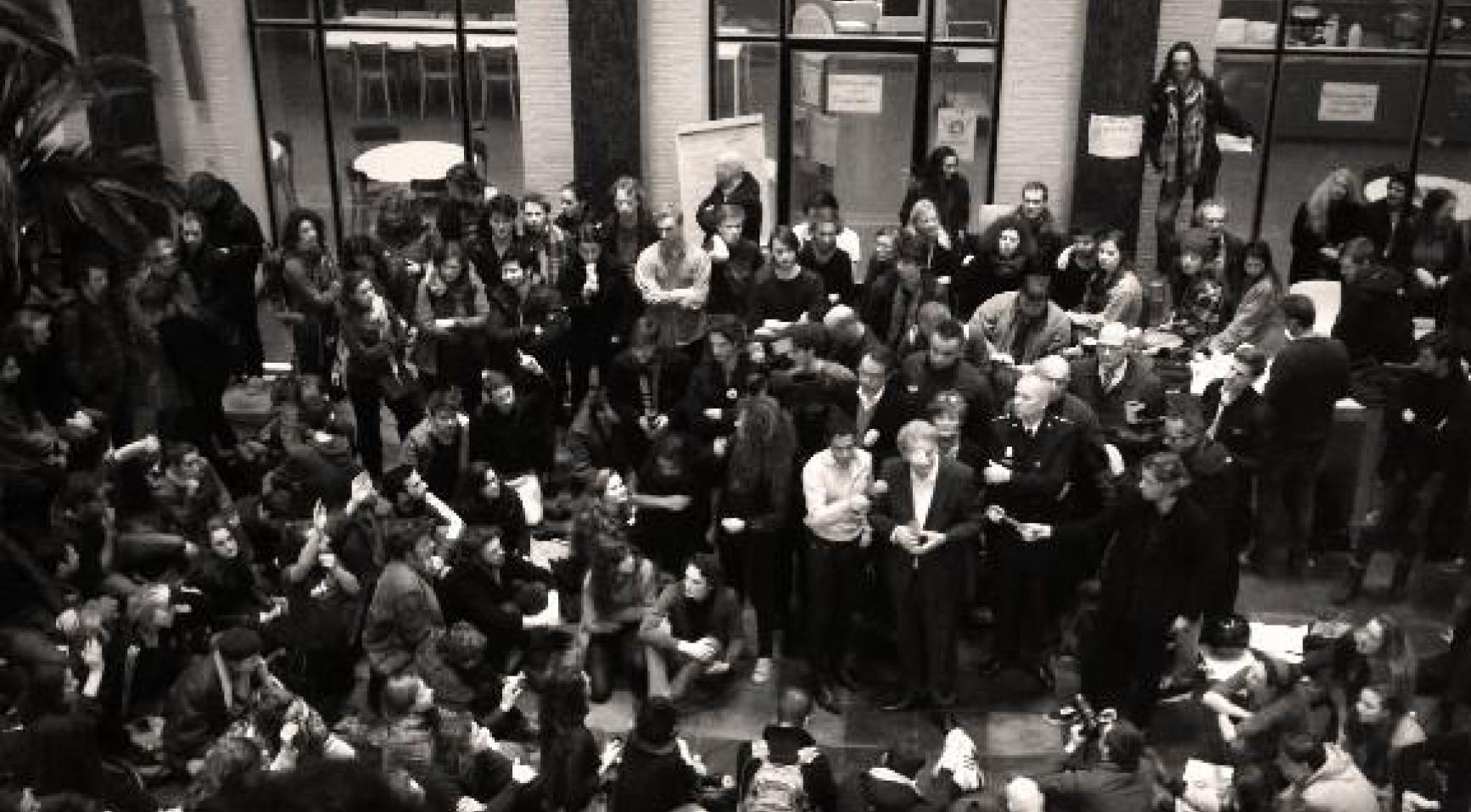 Univ. Amsterdam protesters take over 2nd building | NL Times
