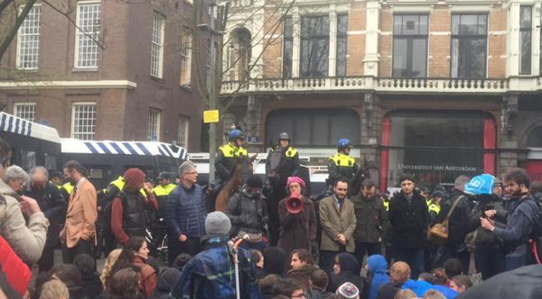 Police remove Univ. Amsterdam occupiers; nine in custody | NL Times